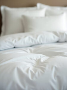 Bedroom Design for Couples: 24 Ideas for a Romantic Cozy Space - Decor ...